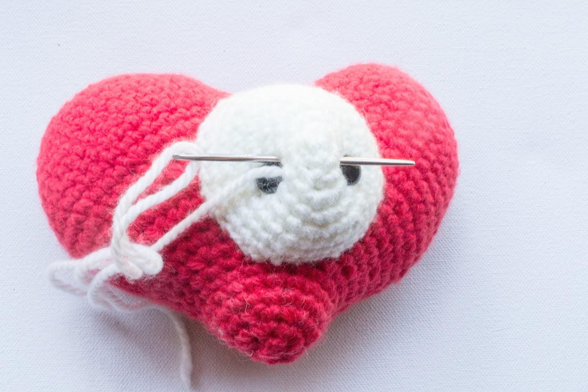 Amigurumi love bunny crocheted heart with bunny free pattern | The Sun ...