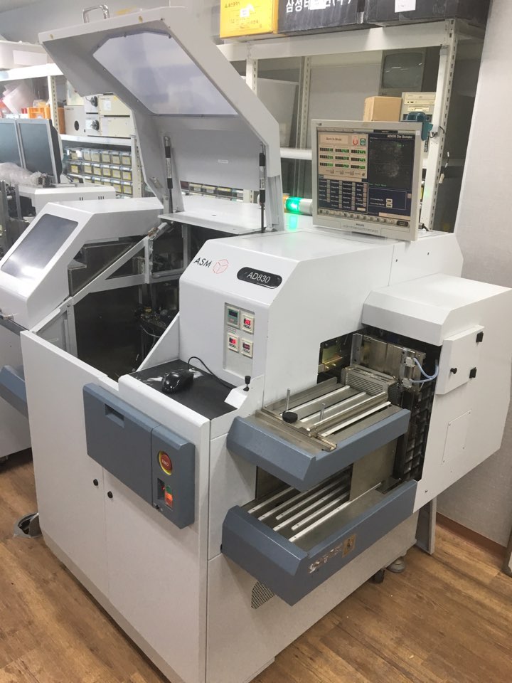 Die bonder - ASM AD830