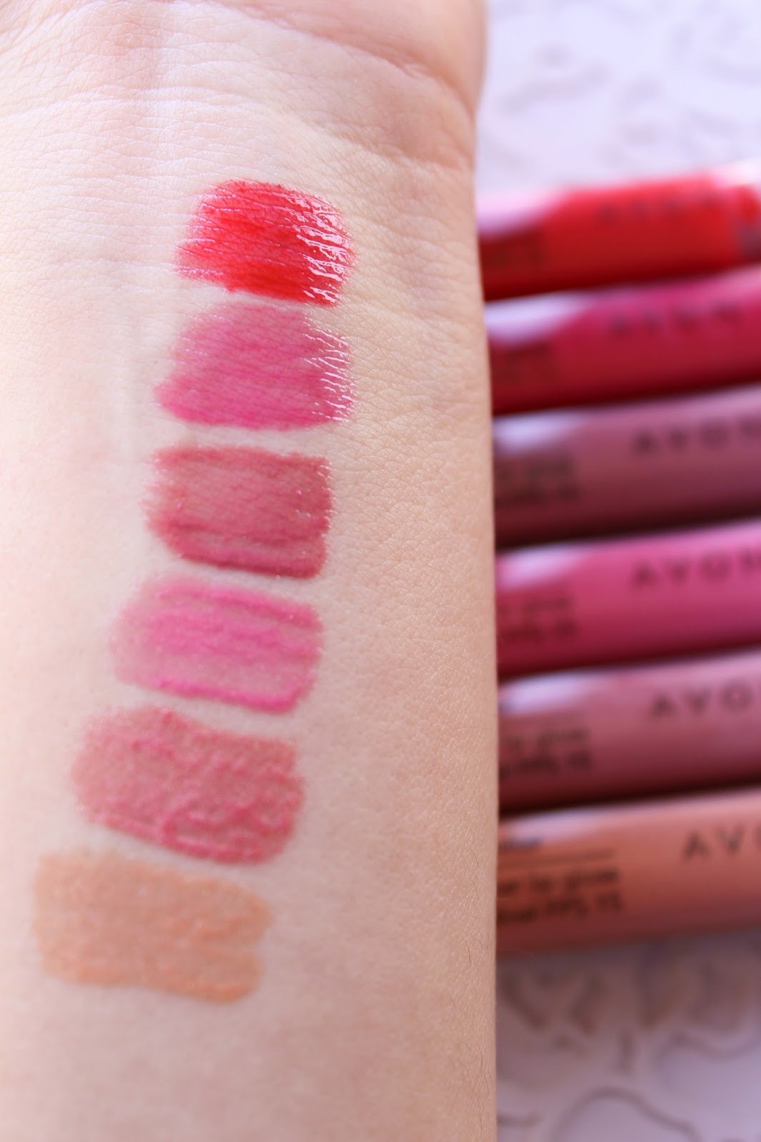 Reseña: brillos labiales ultra color glazewear Avon - . LE PETITE GIRL
