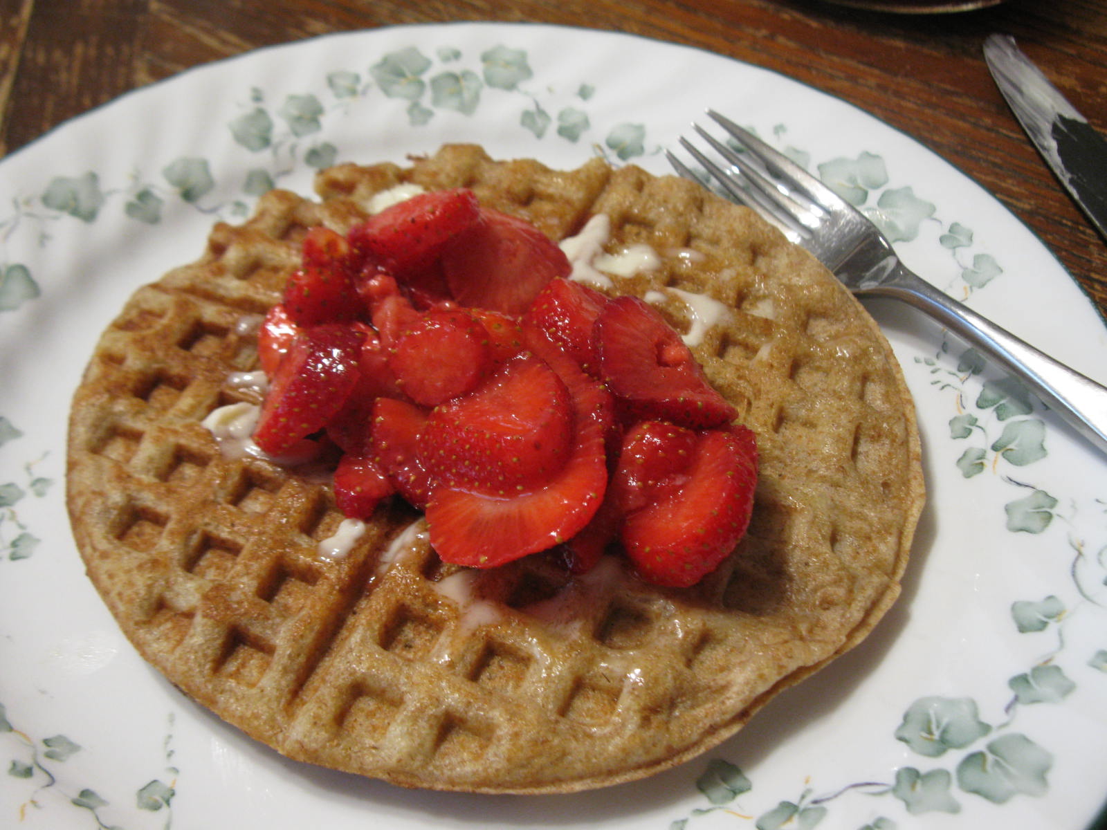 Simply Homemaking: Old Fashioned Waffles