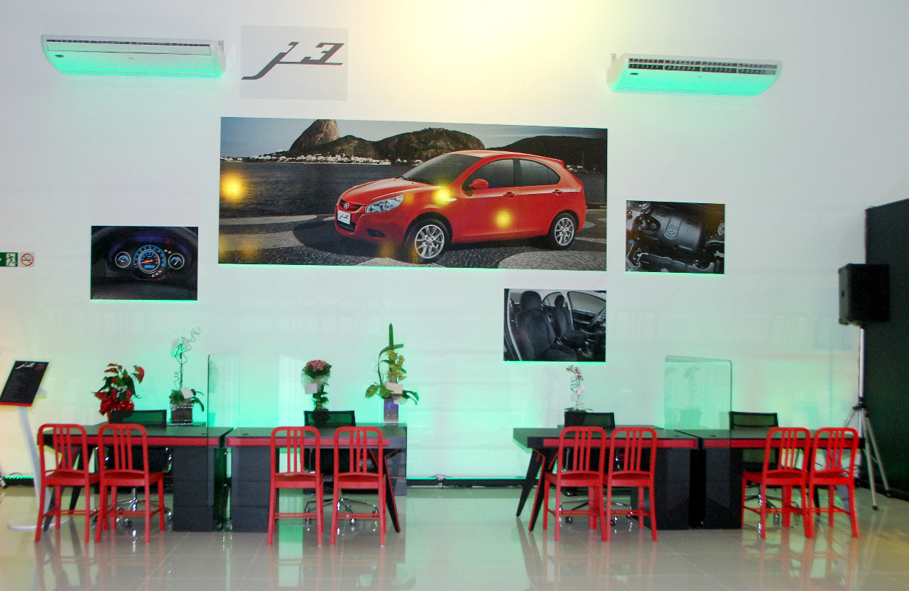 Ação e Reação: JAC Motors Hefei inaugura loja apresentando novo modelo