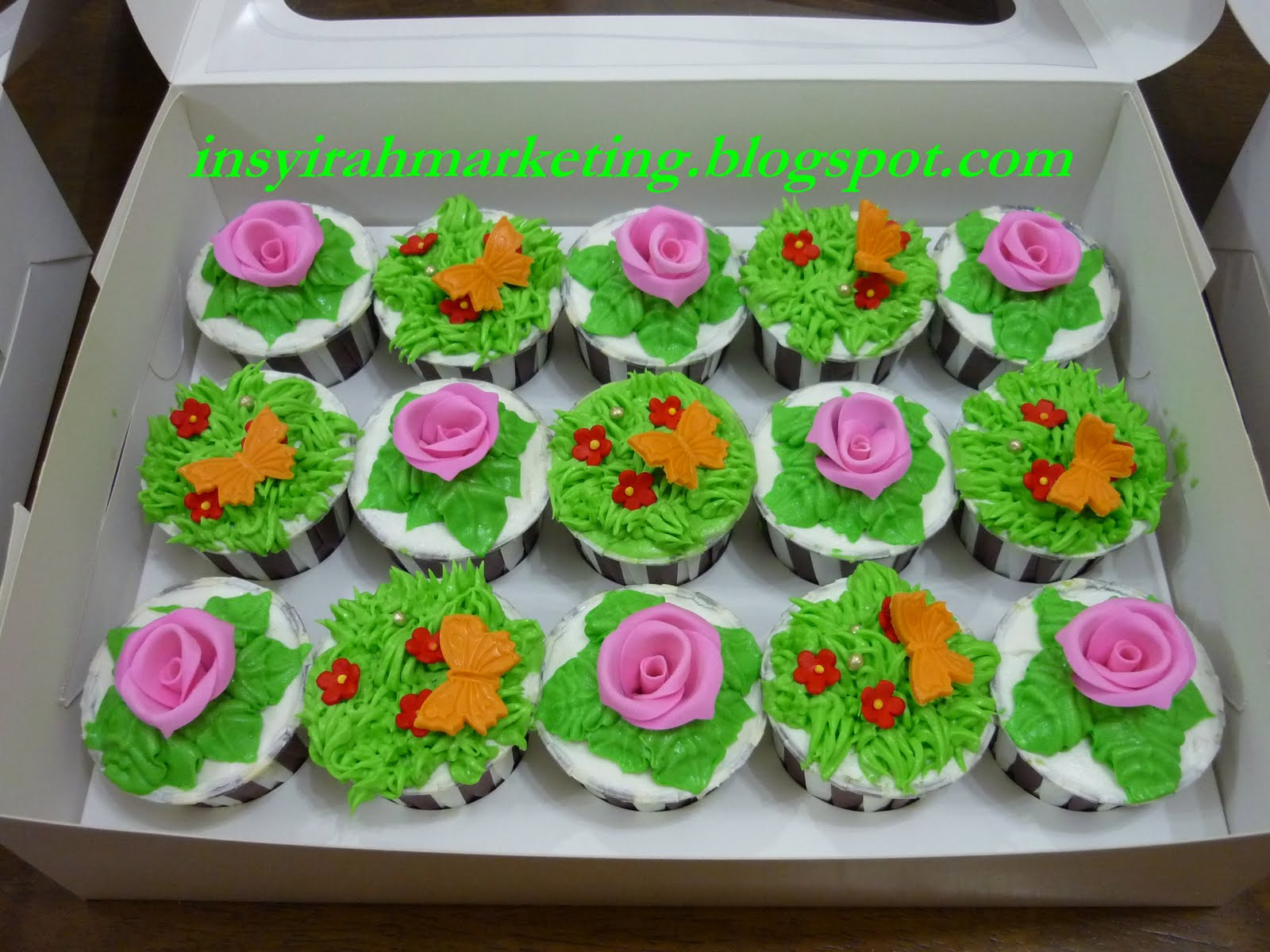 Chocolates for All: KOLEKSI KEK CAWAN COMEL