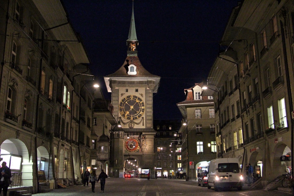 the viewing deck: Berne City Tour by Day and at Night