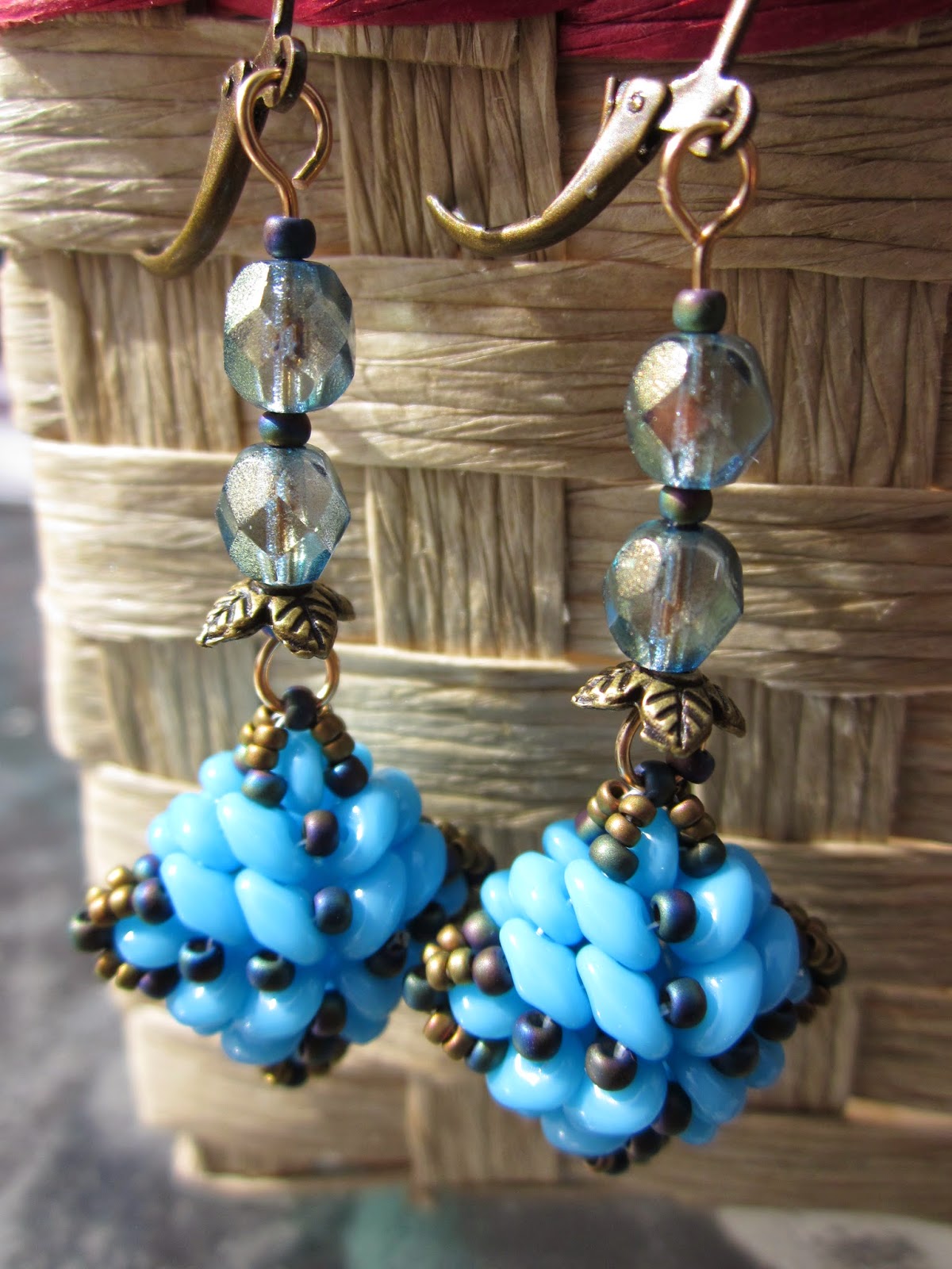 J Dreams: MORE BEADED PUFF BEADS