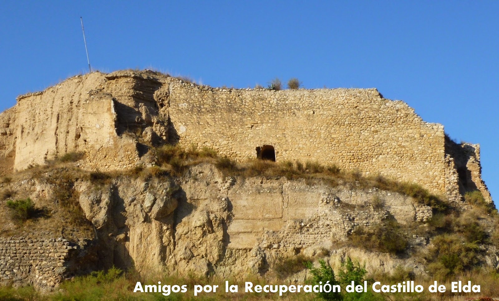 El Patrimonio Histórico y Cultural de Elda (Alicante): U001 El Castillo ...