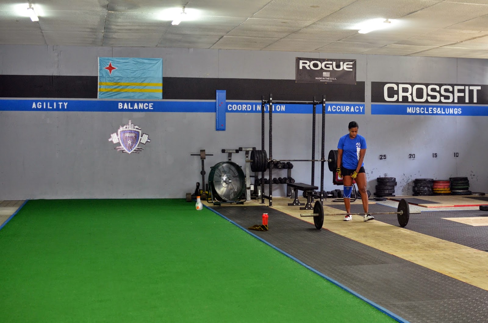 Jes' CrossFit Blog: Cross Aruba / Muscles & Lungs CrossFit