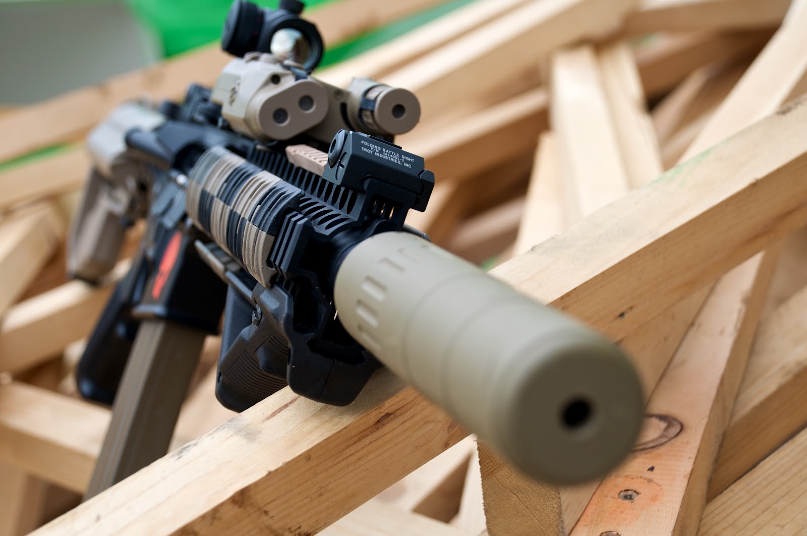 Wired C.A.T.S.: Magpul-inspired RECCE Rifle