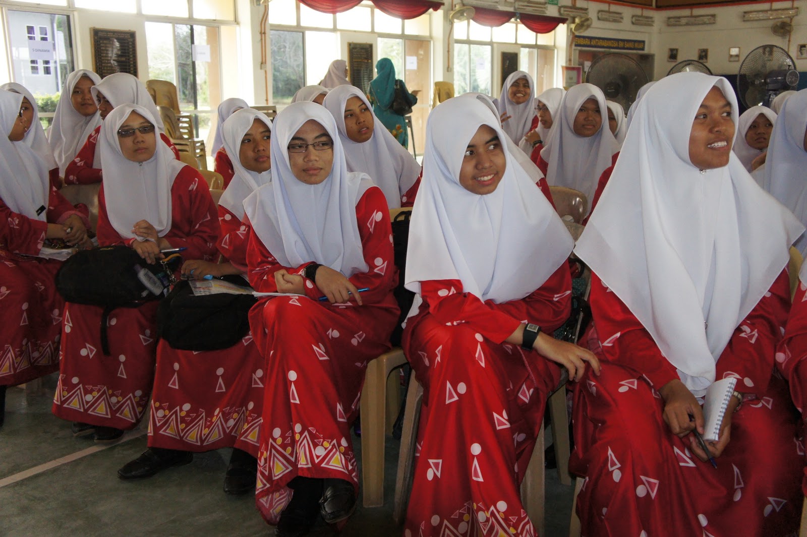 ASRAMA SM SAINS MUAR ~SAMURA~: Aktiviti Rumah SARJANA