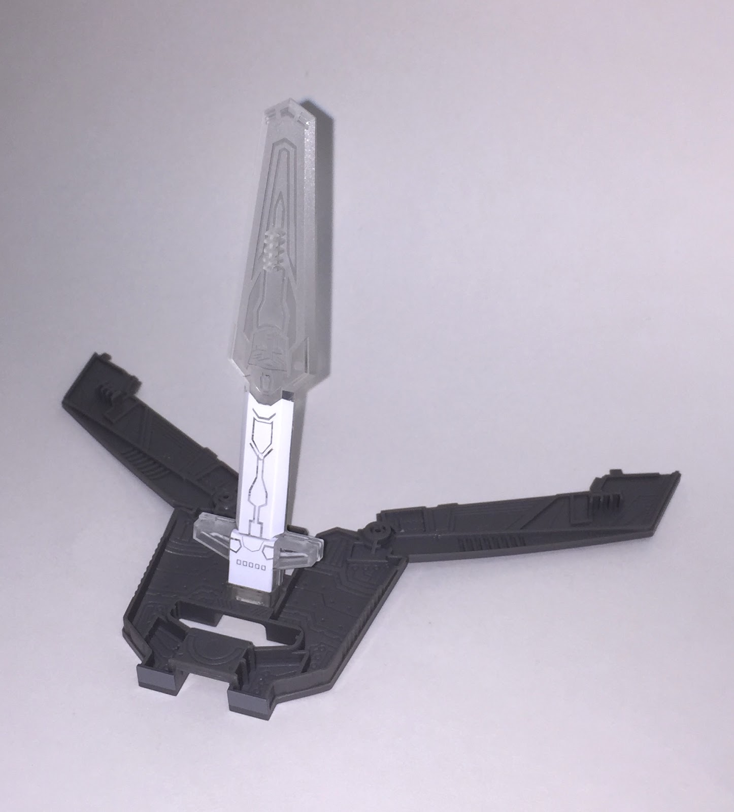 Blackrock's Toybox: HasCon 2017 Exclusive Optimus Prime Converting ...