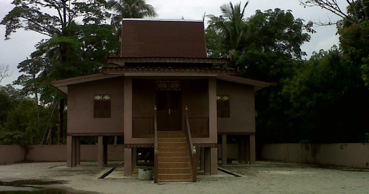 RUMAH ADAT BANJAR DI PASAR PANAS - PARIWISATA TABALONG