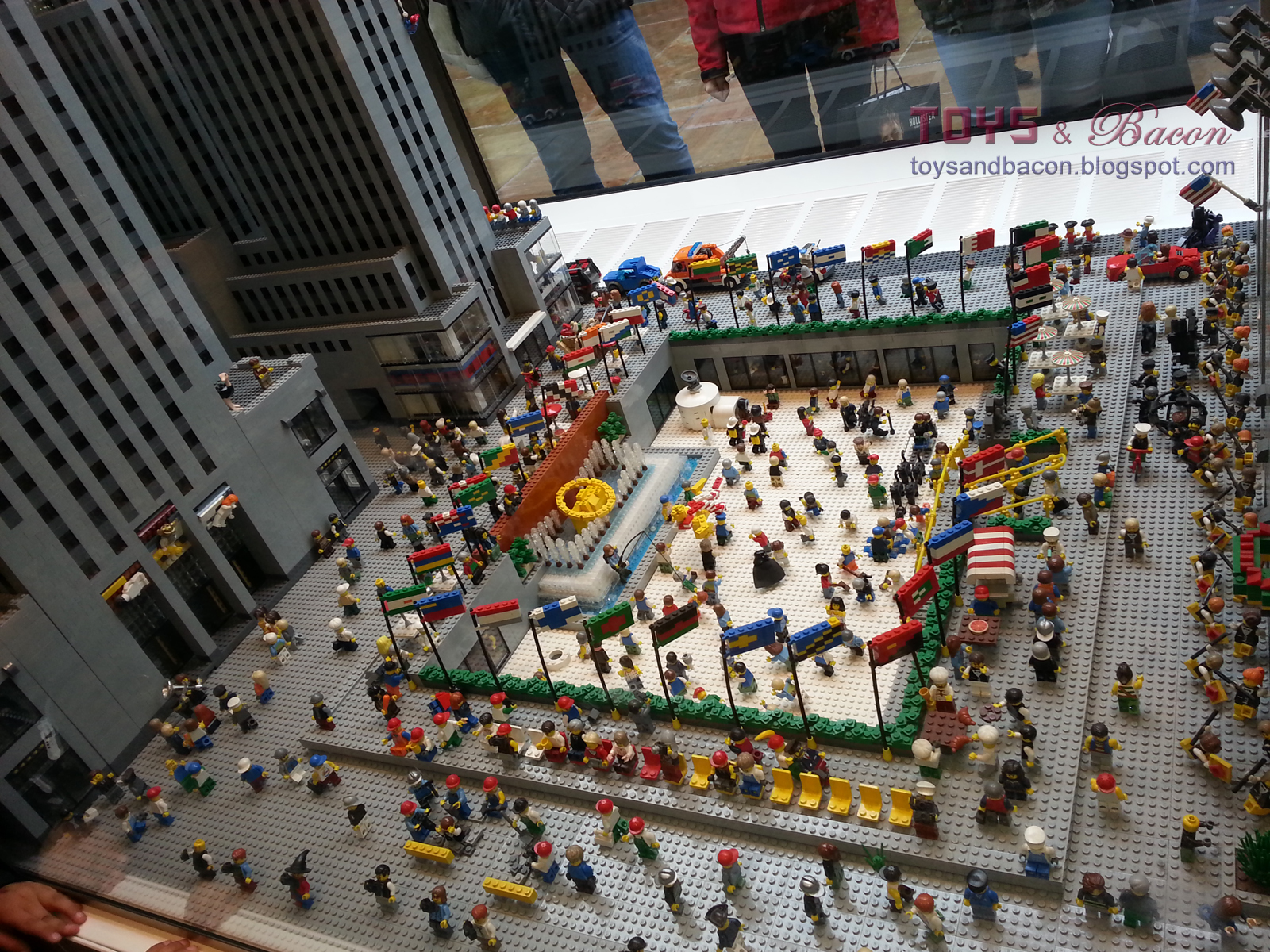 Toys and Bacon: There are Toys in New York