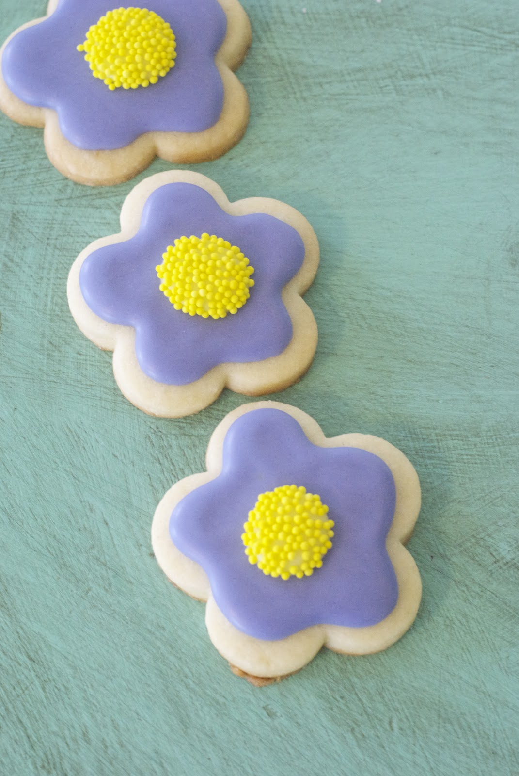 Country Cupboard Cakes: Forget-Me-Not Cookies