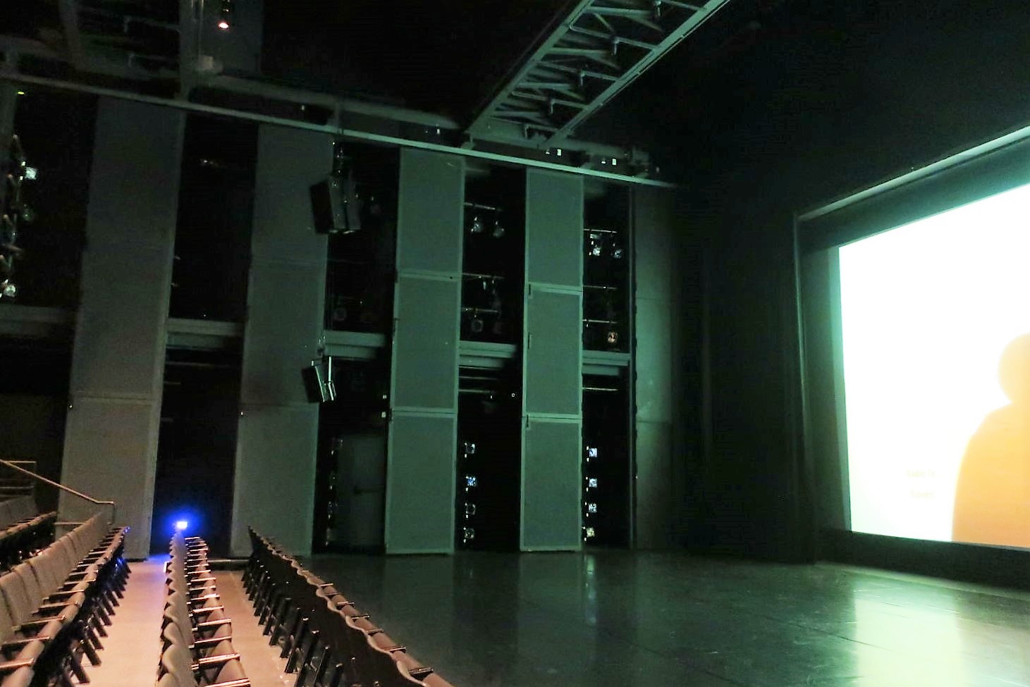 Los Angeles Theatres: Redcat