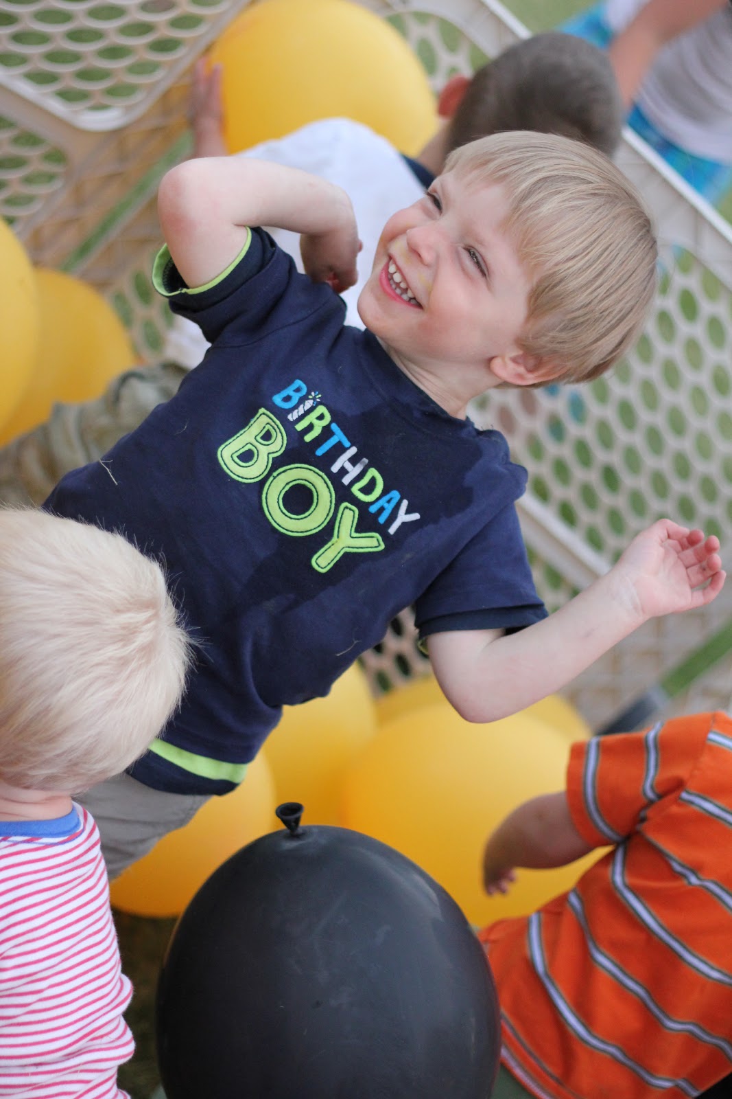 Life on Poppy Lane: Twins 3rd Birthday: School Bus Party