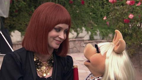 The Last Temptation of Jaime: EMILY BLUNT: a comerse el mundo