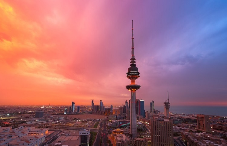 Kuwait the Revolution and the Tourism