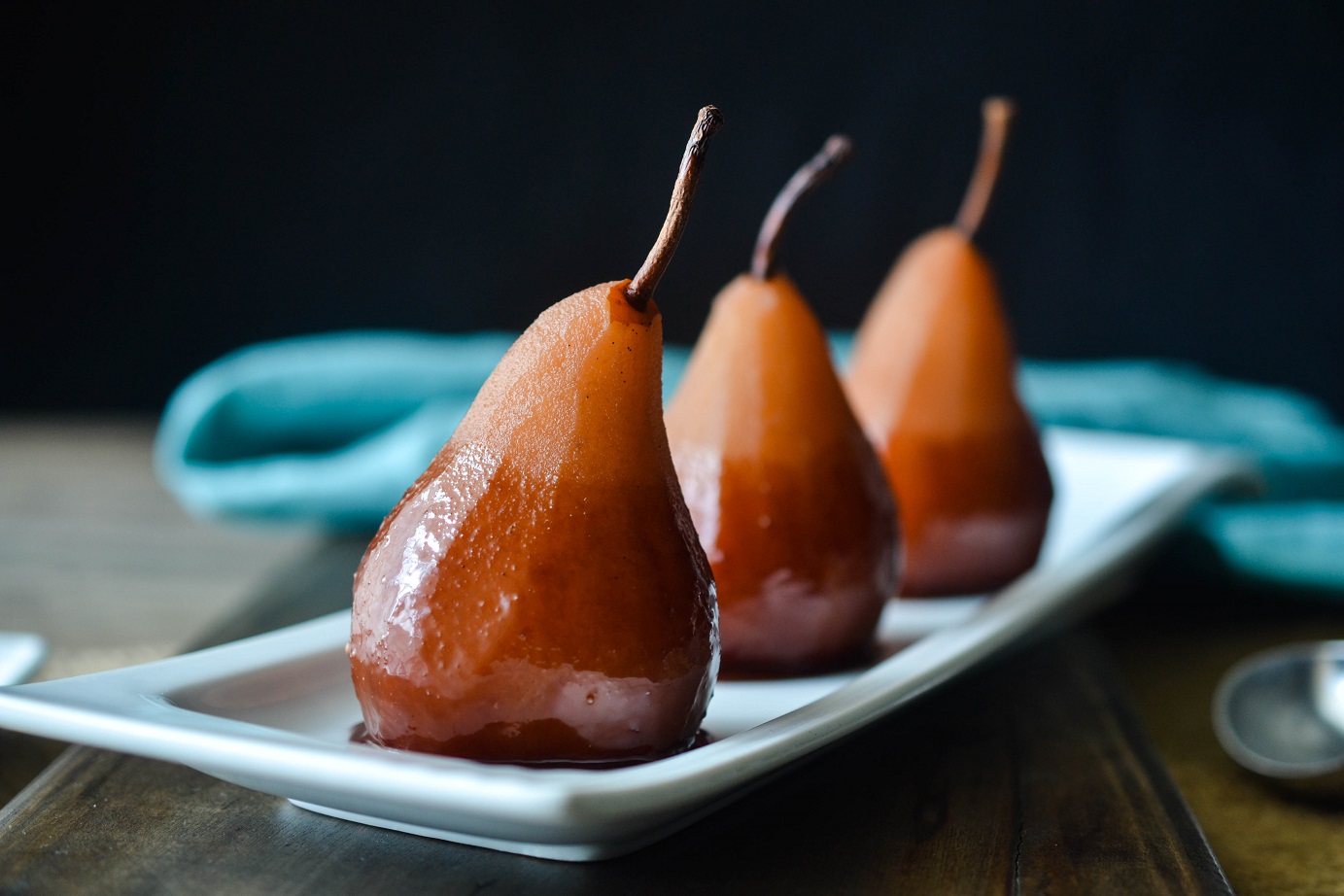 Greedy Girl : Tea poached pears in chocolate sauce