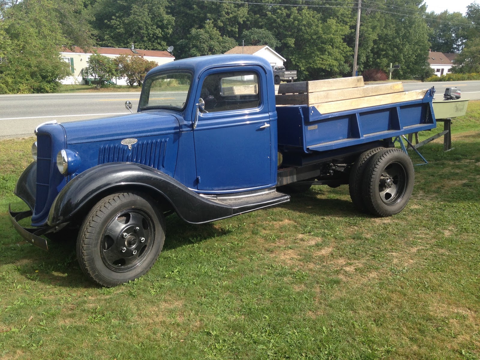 autoliterate: 1935 Ford Model 51, 221ci flathead