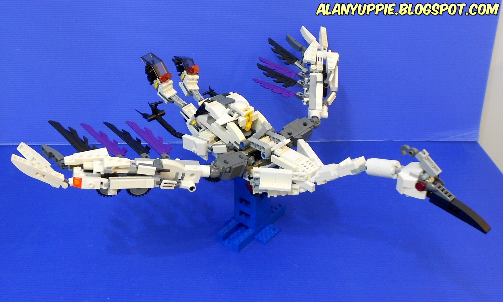 Alanyuppie's LEGO Transformers: LEGO Triple Changer "Arcane" Part 2 of ...