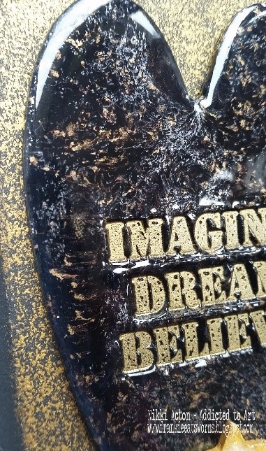 Embossed Hearts by Nikki Acton - That's Crafty!