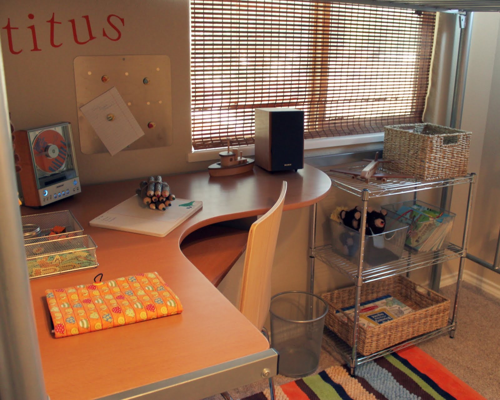 Moore Minutes: The school year ORGANIZED: our FAMILY PLANNER WALL and ...