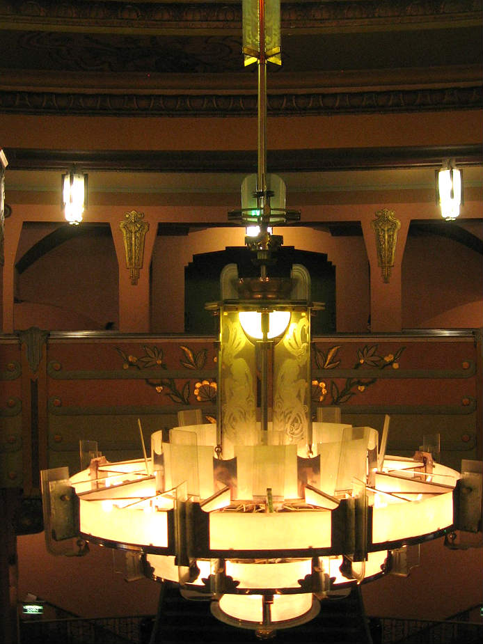 Los Angeles Theatres: Wiltern Theatre: lobby areas