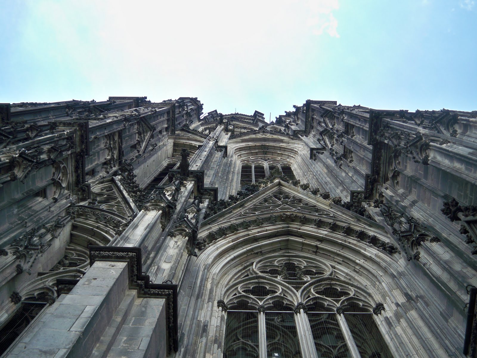 Goofy in Germany: Kohn (Cologne) Germany 6-2011