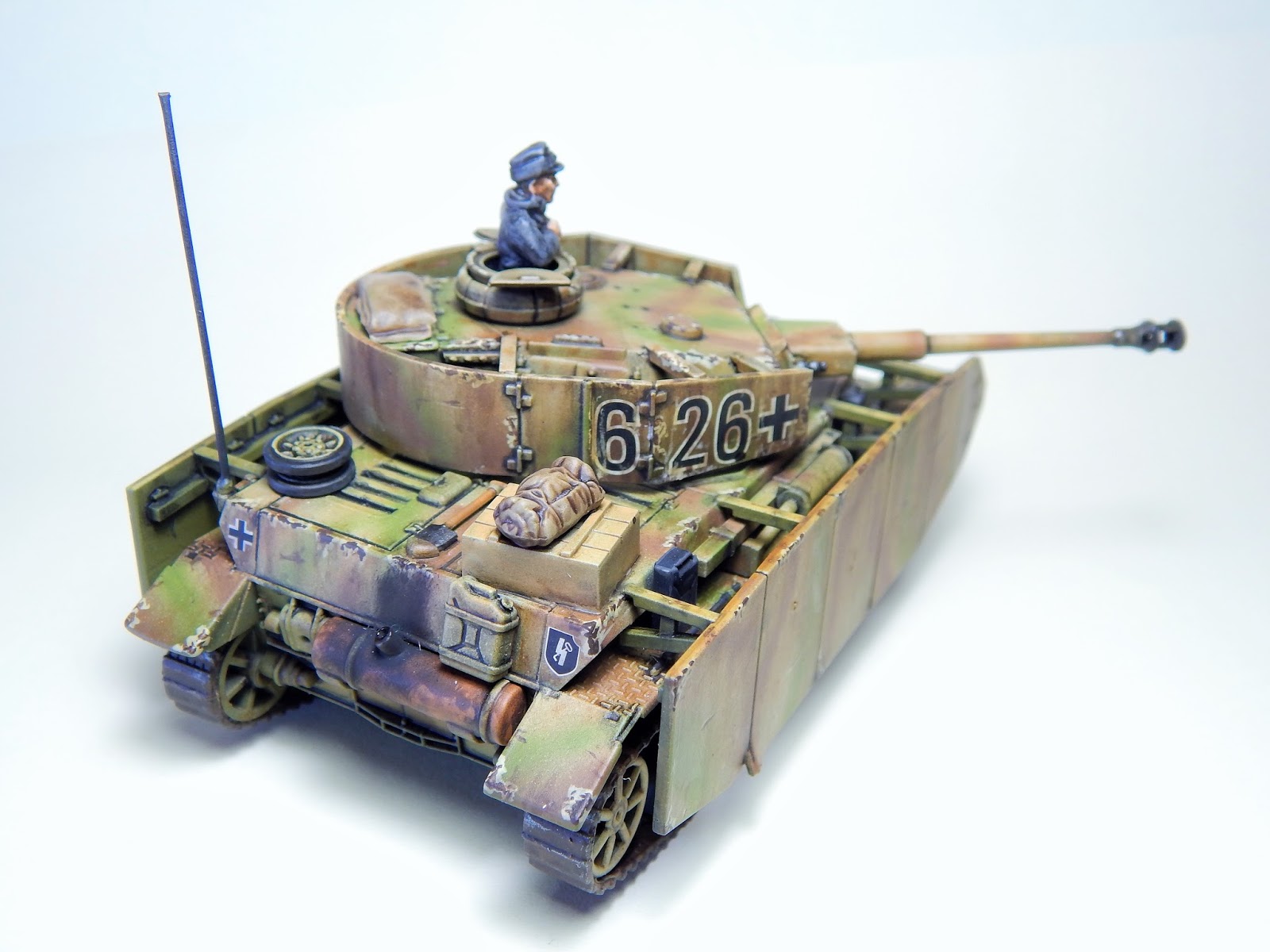 O BRIGADEIRO: Warlord Panzer IV-H and Sherman V