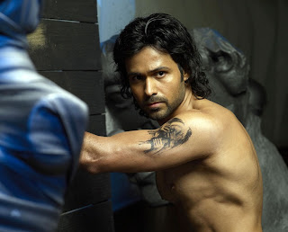 Murder 2 Movie Stills Wallpapers, Cast and Crew | MOVIE ZING