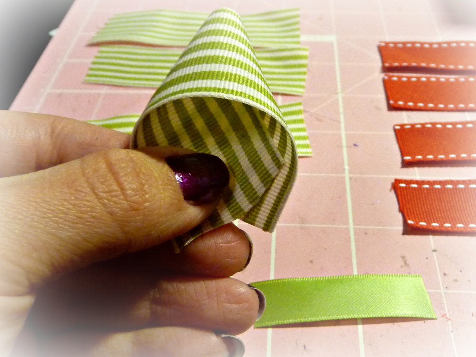 Kimberly's Crafty Spot: Ribbon Scraps Bow tutorial