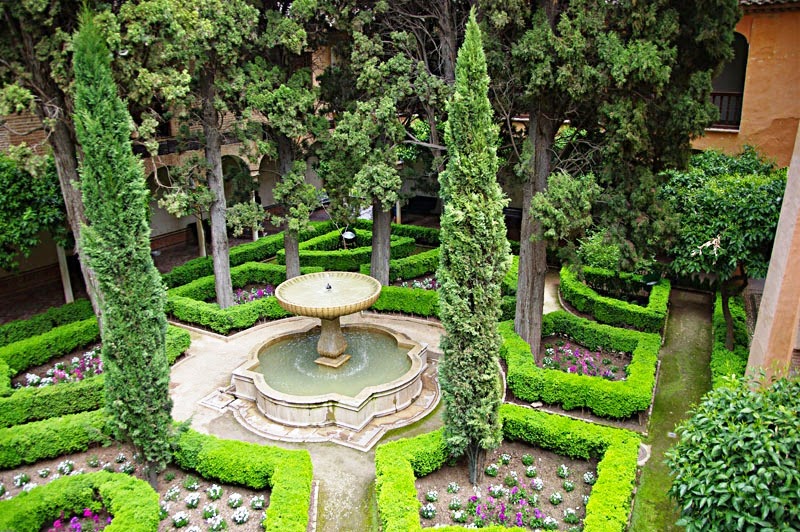 MPV LANDSKAP DAN NURSERI: ISTANA ALHAMBRA WARISAN SENI BINA DAN SENI ...