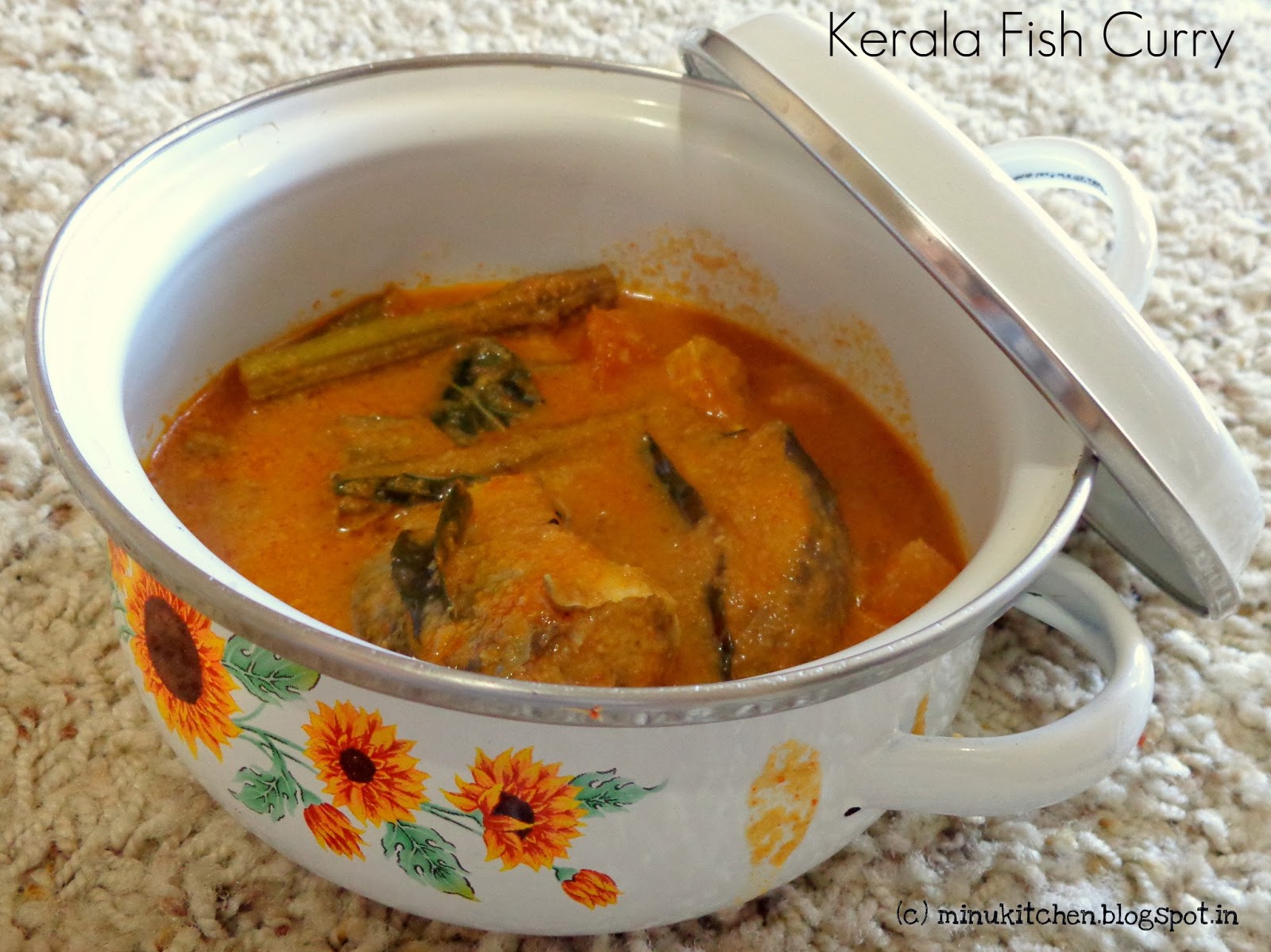 Kerala Fish Curry ~ Minu's Kitchen