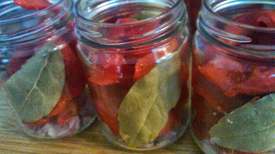 FOOD PRESERVING: MARINATED CAPSICUM