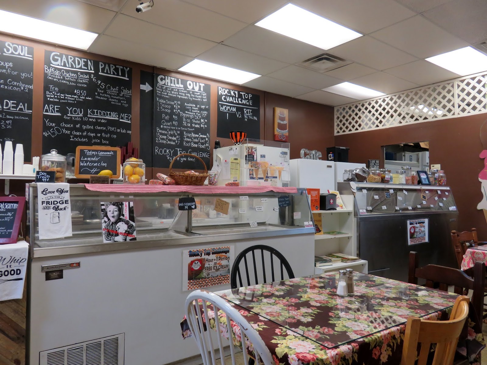 Big Daddy Dave: It’s So Yummy Café!