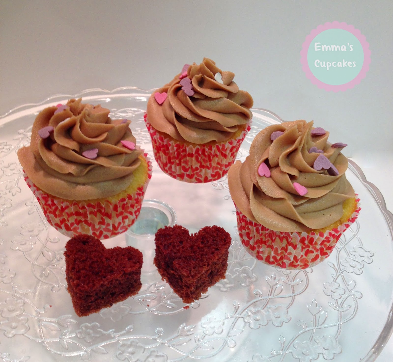 Emma's Cupcakes: Cupcakes con Corazón Sorpresa! - San Valentín