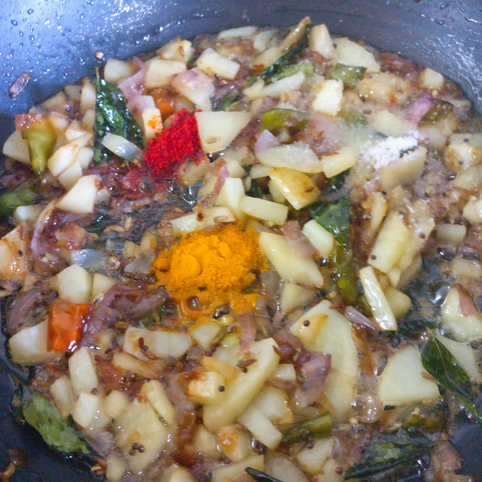 Veg Indian Cooking: Kanda Poha Recipe