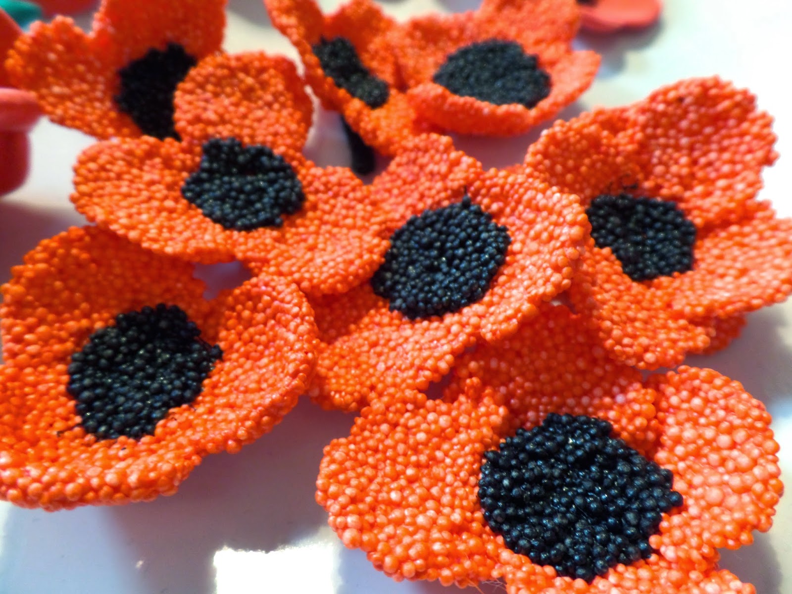 Addicted to Making: The Tower, Poppies and WWI Remembrance...