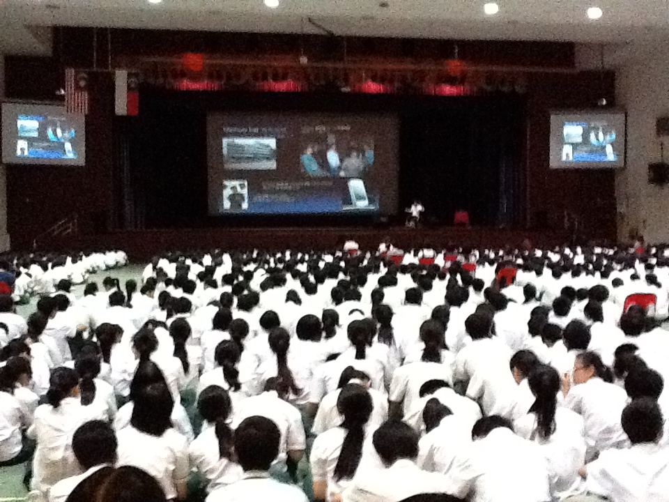 leonard chua: Talk at Pay Fong High School on 2/11/2011