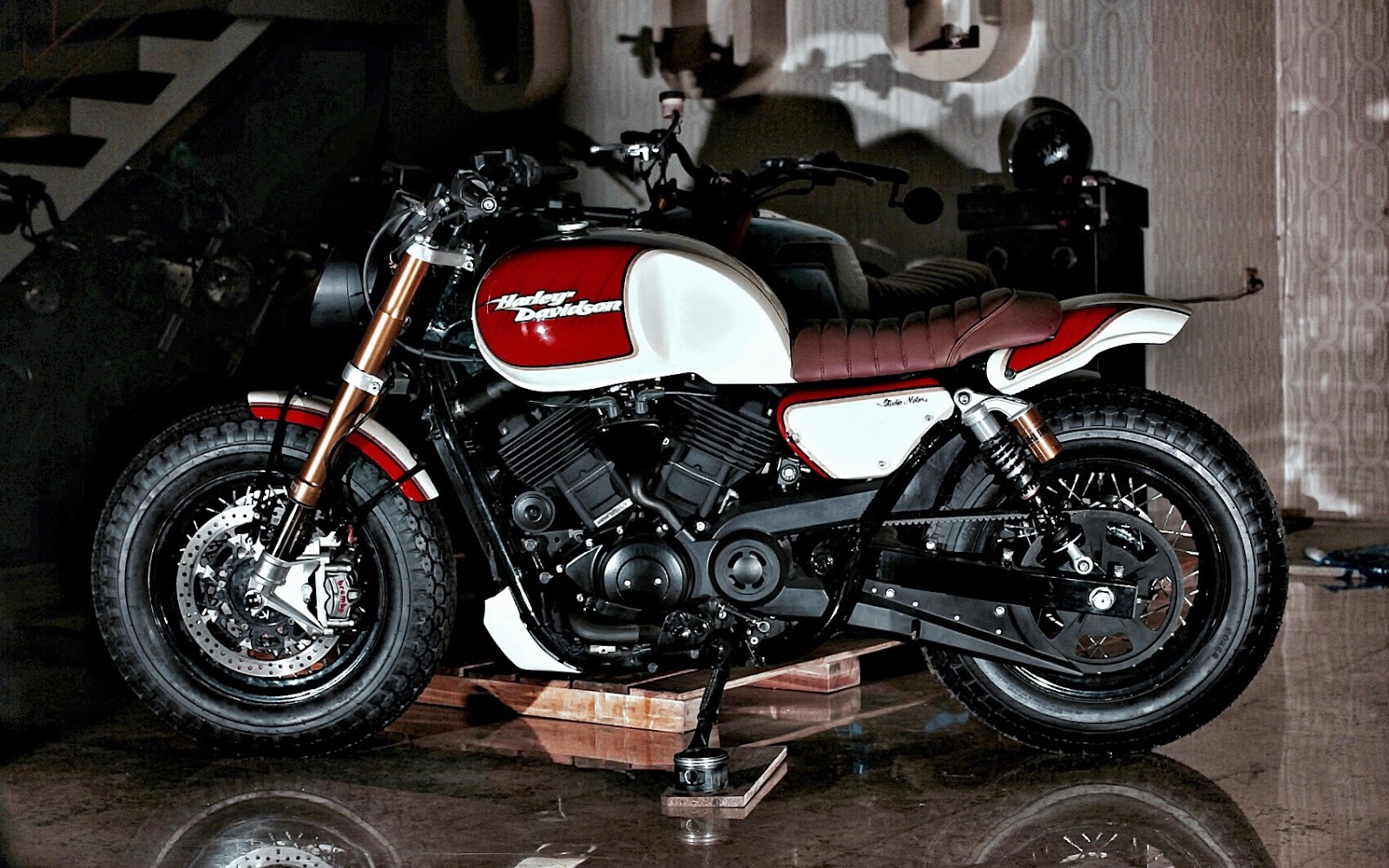 The Street Junkie - Inazuma café racer