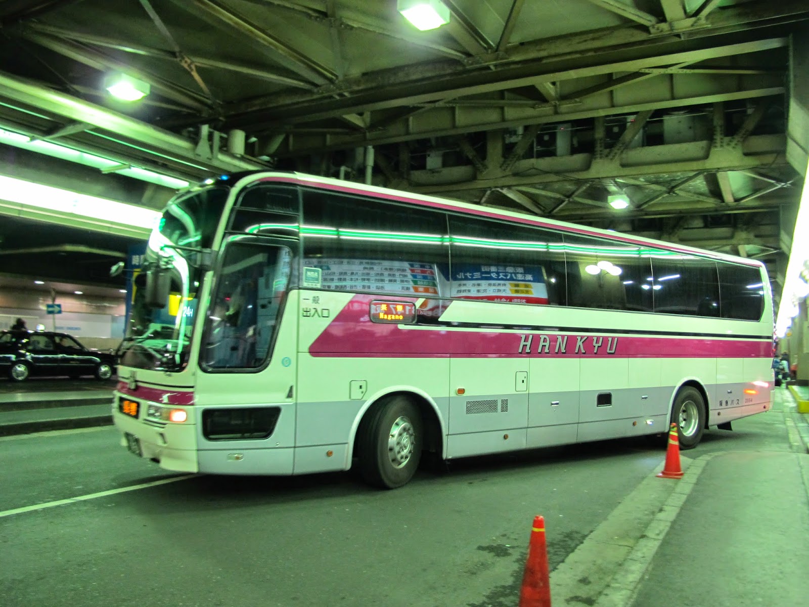 リョウさんの徒然日記: 画像祭りin阪急高速バス（三菱ふそうバス製造編） The Maroon arrow Express of Hankyu ...