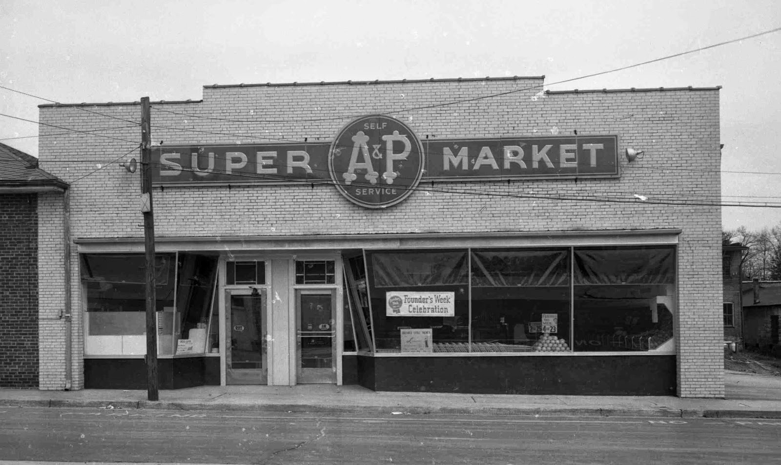 The Rowell Bosse North Carolina Room: A&P Had Many Locations From 1925-1982