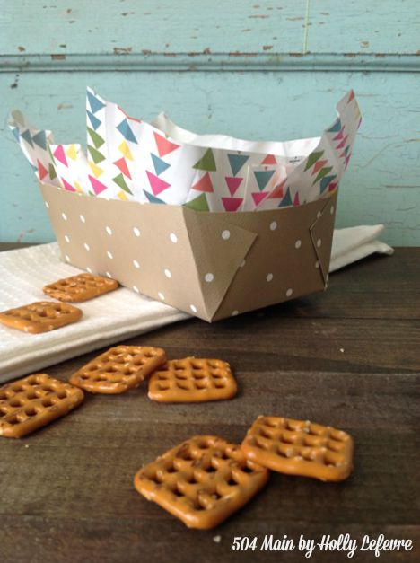 504 Main by Holly Lefevre: DIY Paper Food Tray + Template