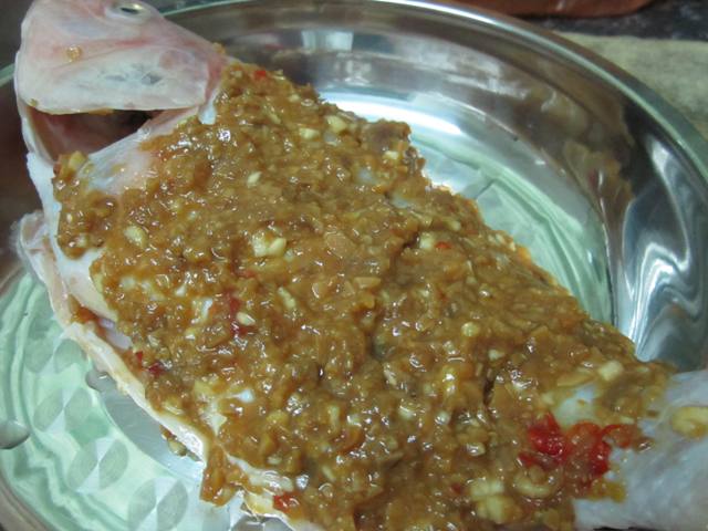 Sholee's recipe collection: Home-cooked: steamed fish with taucu sauce