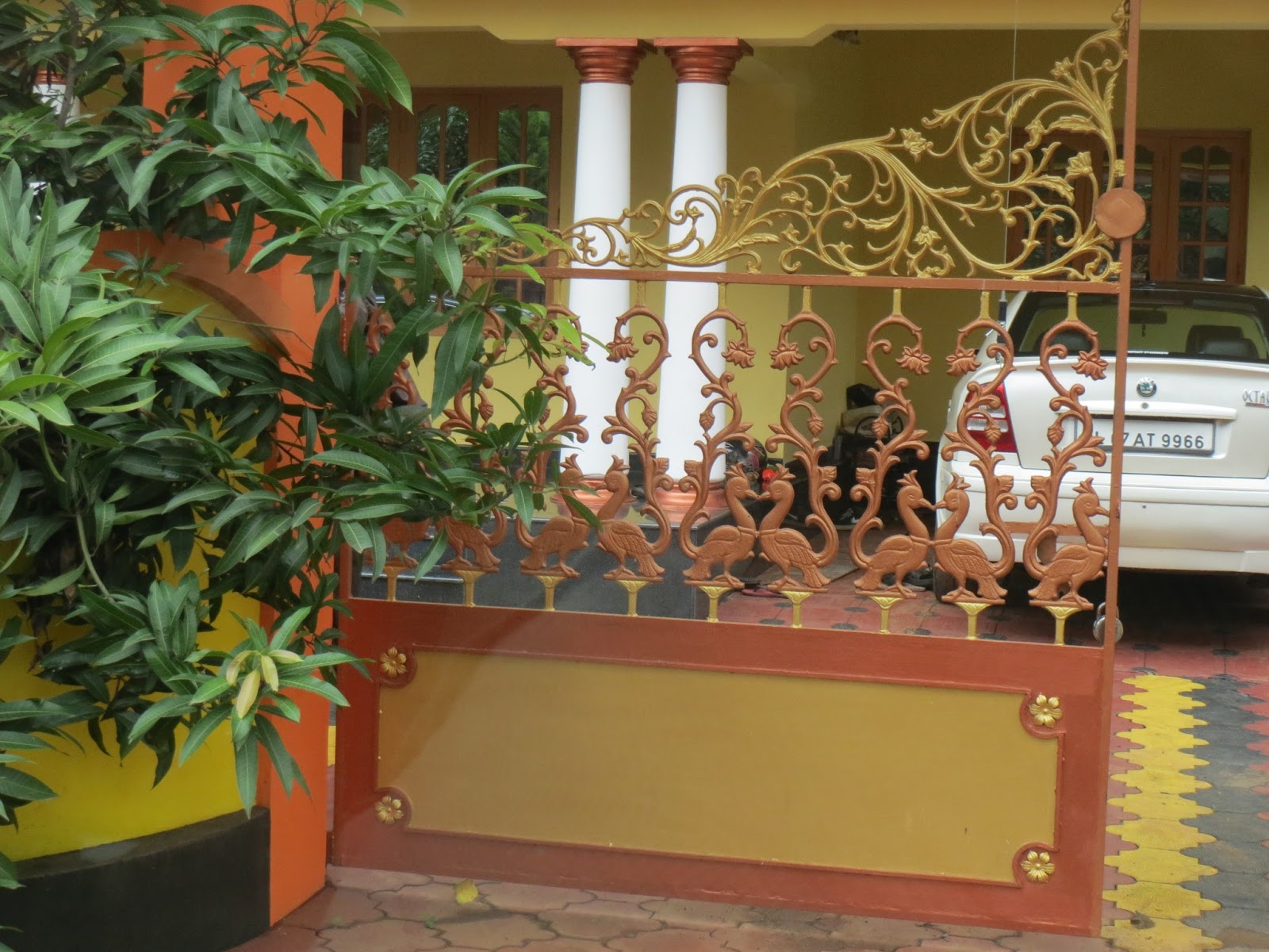 Kerala Gate Designs: Gate Designs - peacock design kerala