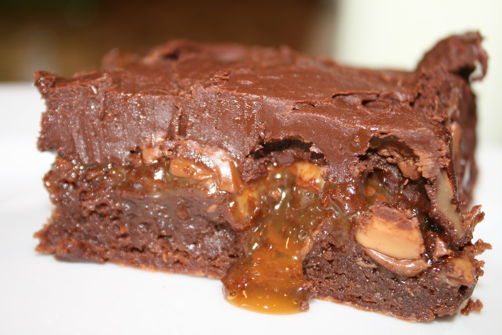 everything to entertain: Fudgy Rolo Brownies