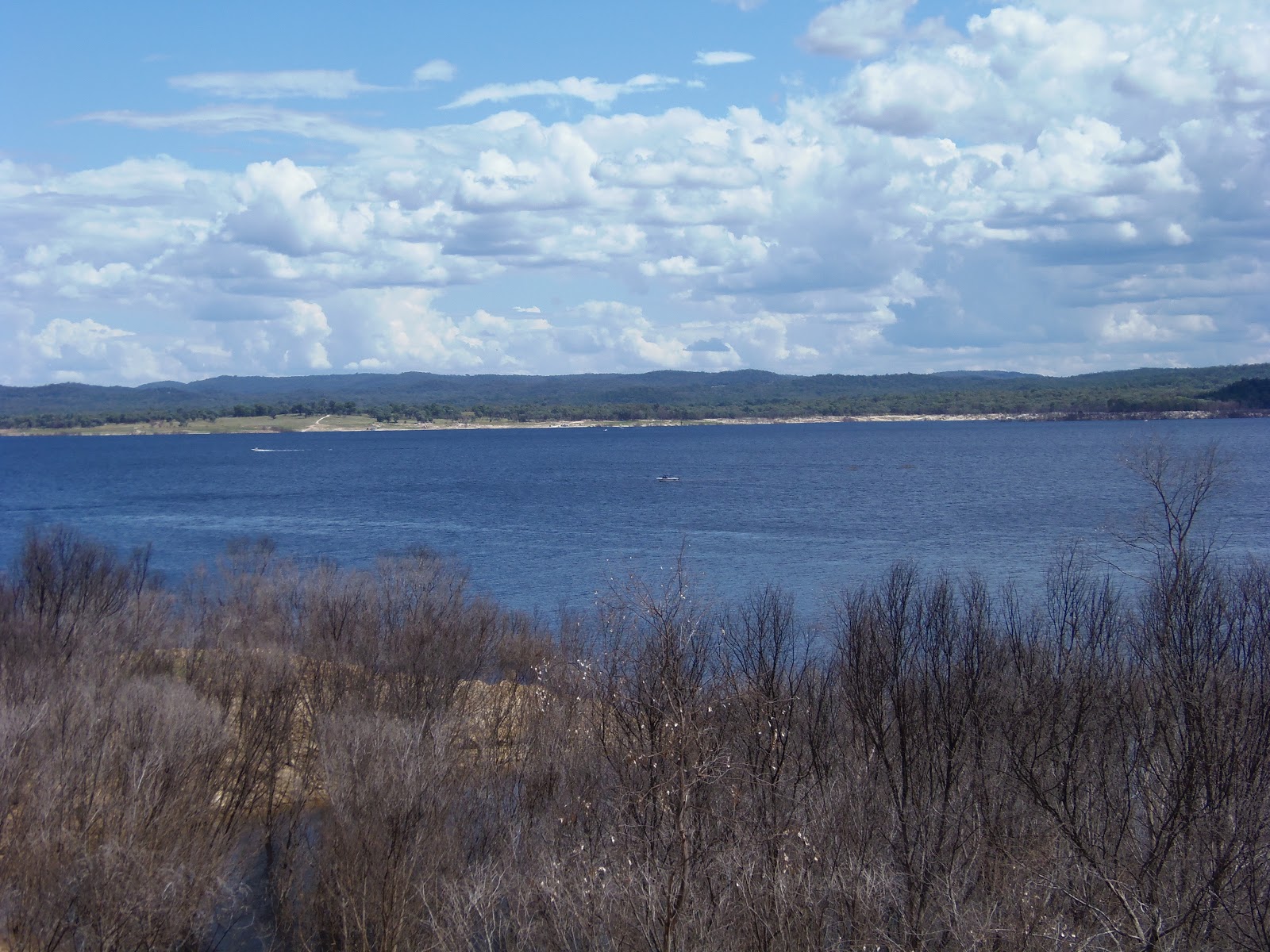 Solo Steve On The Road: COPETON DAM NORTHERN FORESHORE