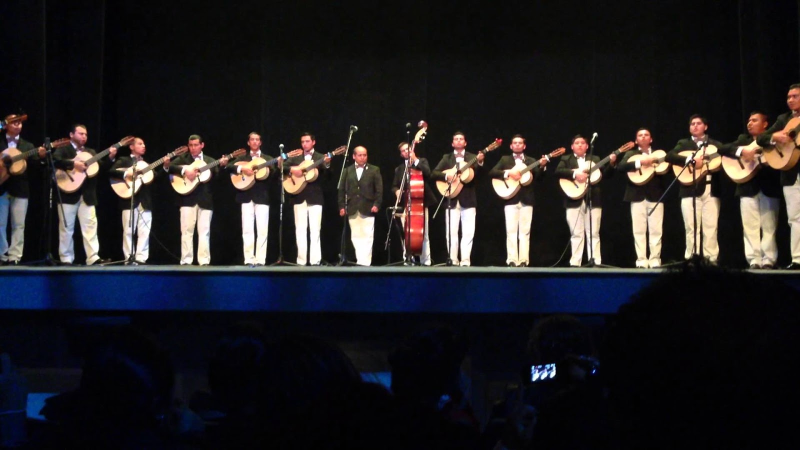 EL CAJON DE LOS CONOCIMIENTOS: RONDALLA