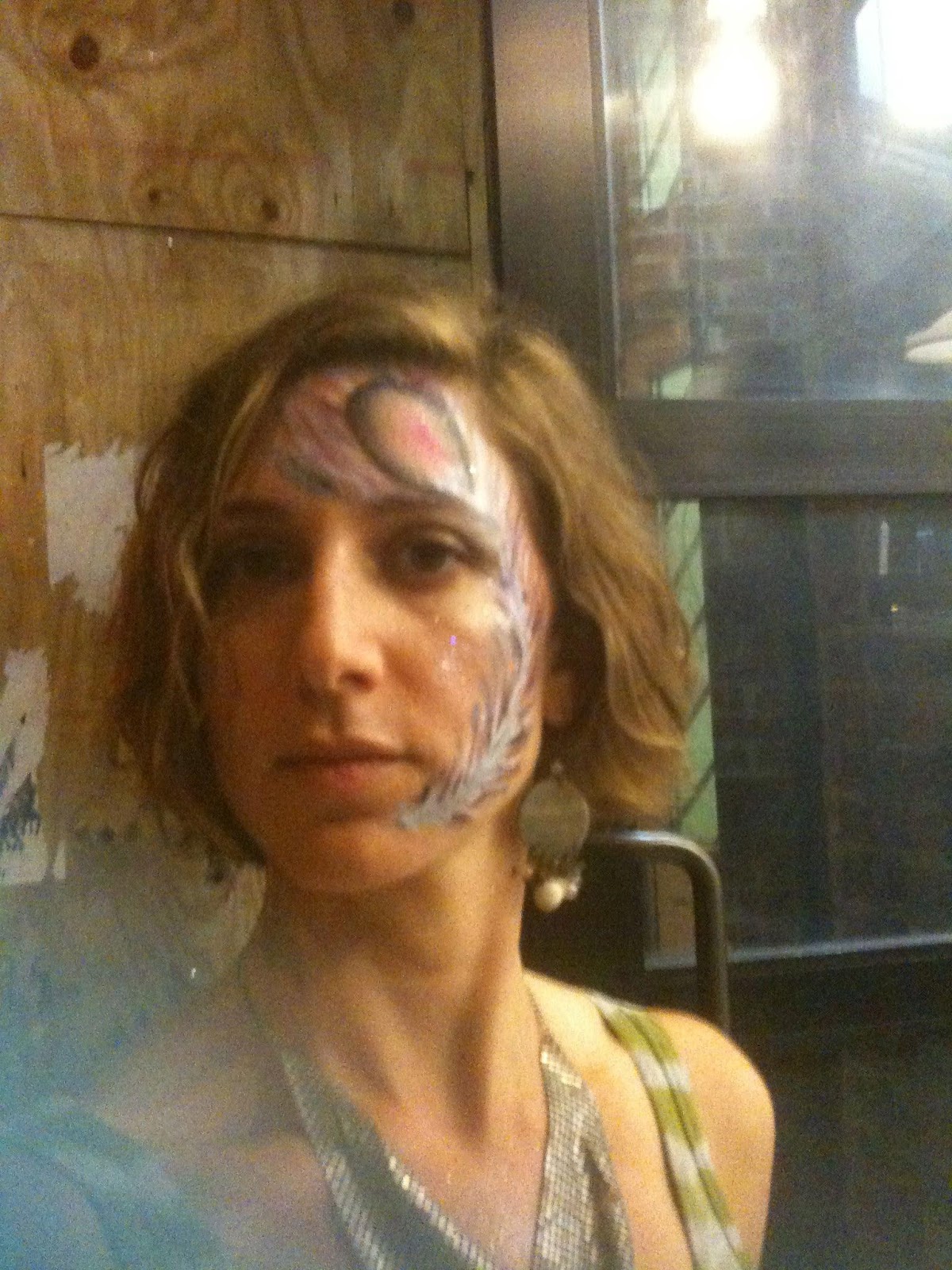 StreetcredMusic : Top Ten Sexiest Guitarists, #9, Eleanor Dubinsky