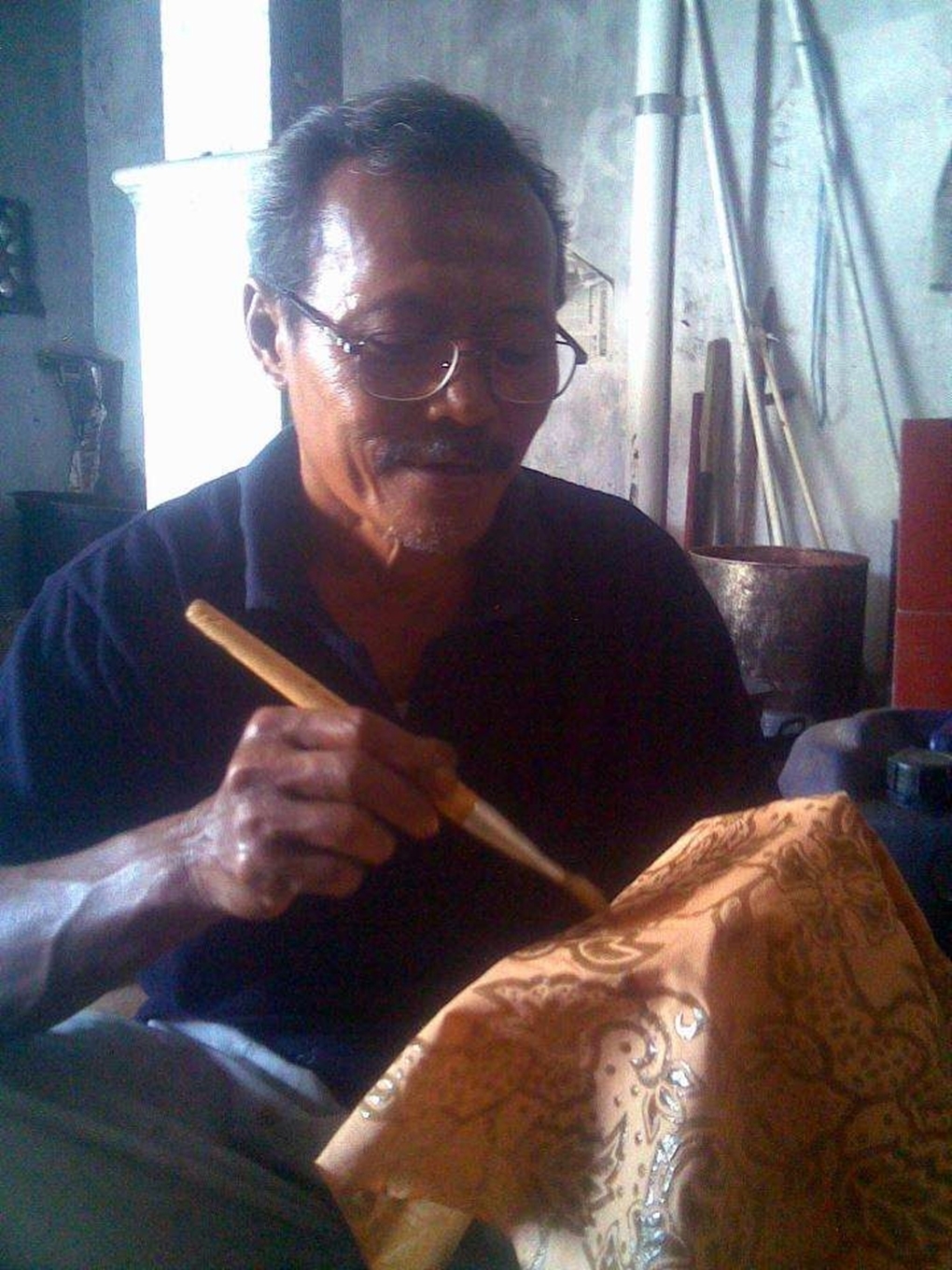 Indonesian Batik Worldwide (Batik Colet): April 2012