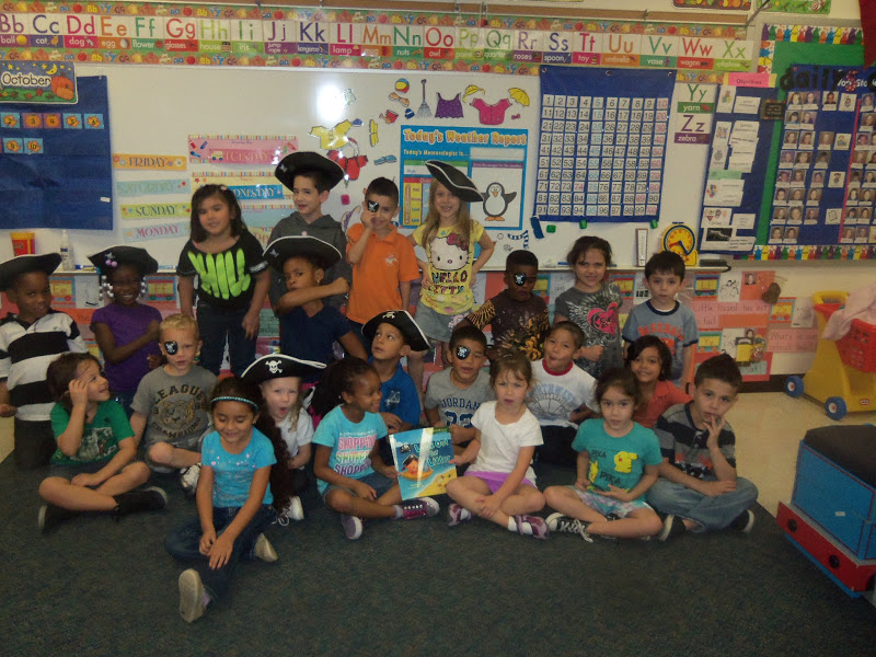 Mrs. Wood's Kindergarten Class: Look Out For Litter!